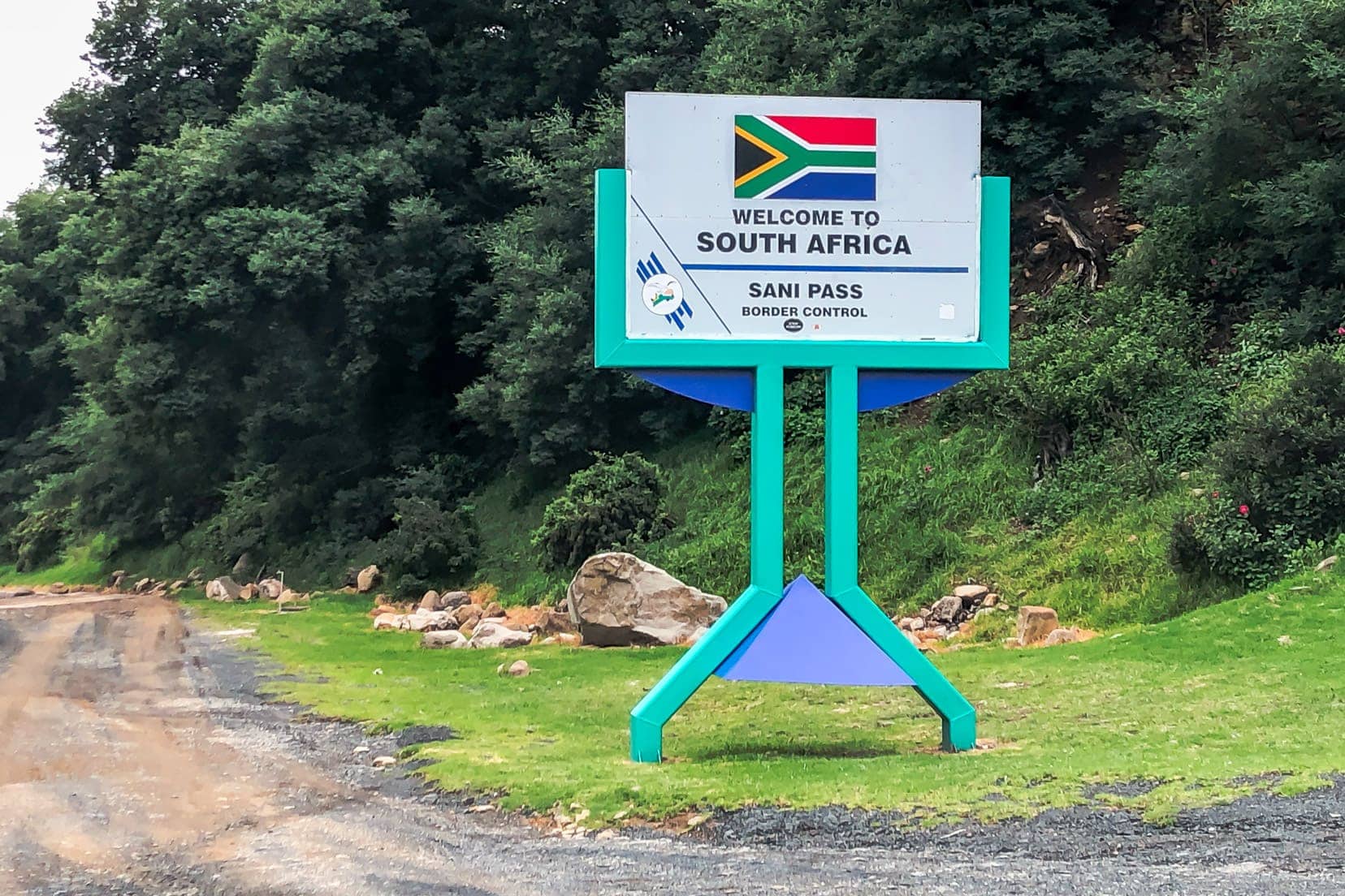 Driving in South Africa: Tourist Tips and Road Safety Guide