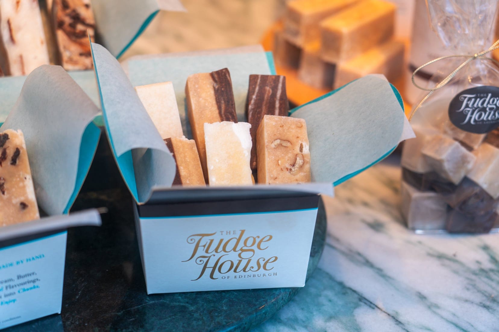 Walking in Edinburgh: The Essential Self-Guided Tour