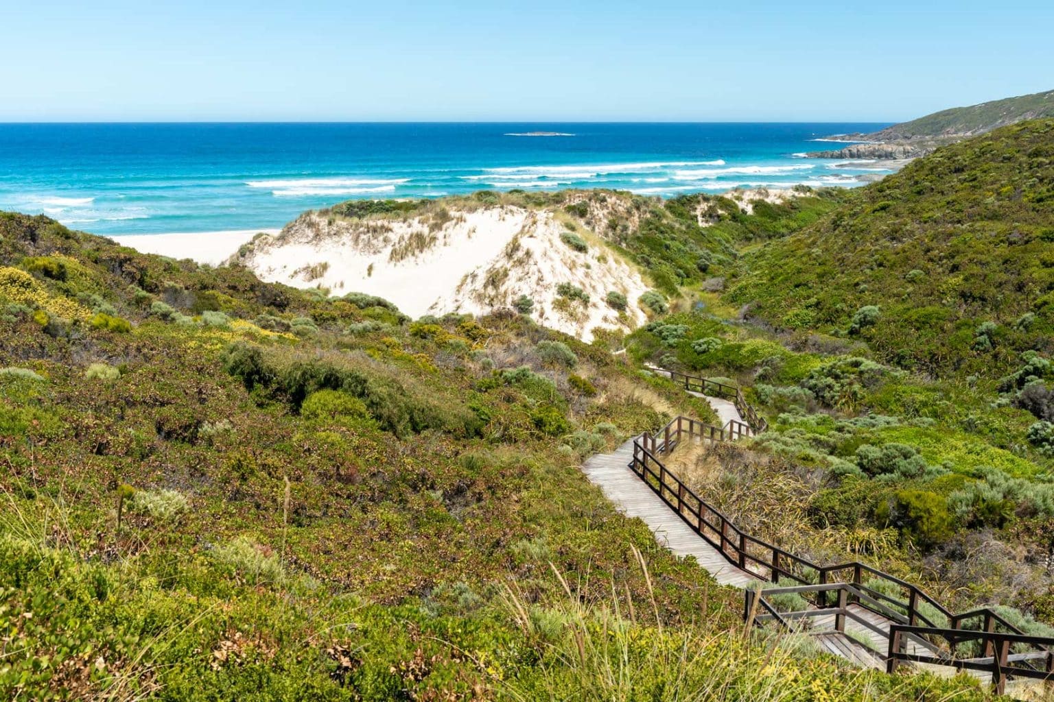 Discovering Conspicuous Cliff in Walpole-Nornalup National Park, WA ...