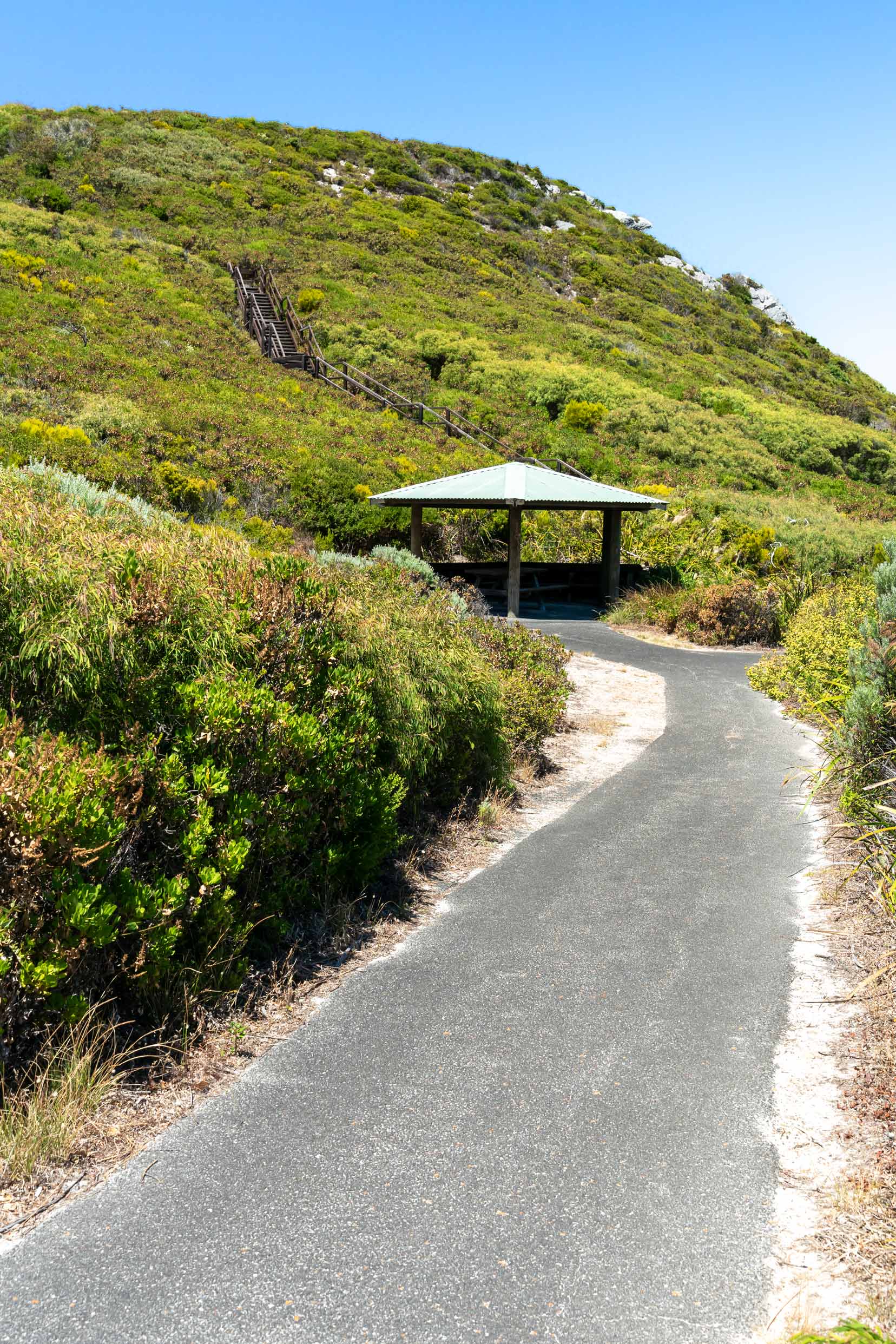 Discovering Conspicuous Cliff in Walpole-Nornalup National Park, WA ...